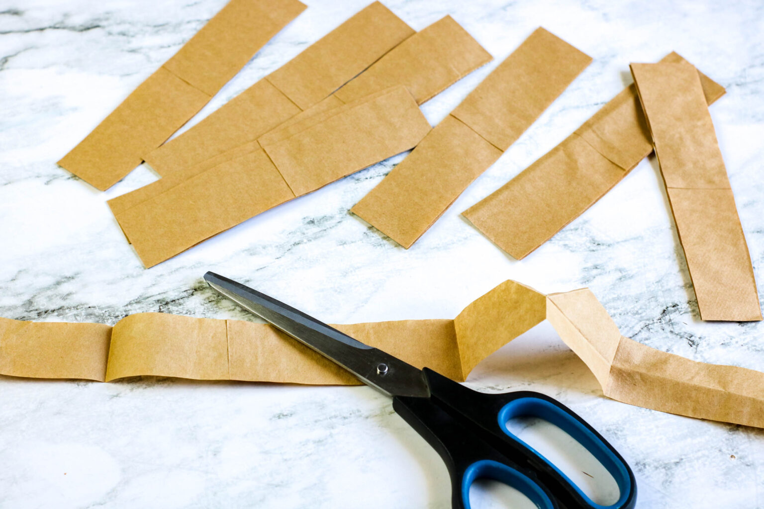 Paper Basket Weaving - Single Girl's DIY