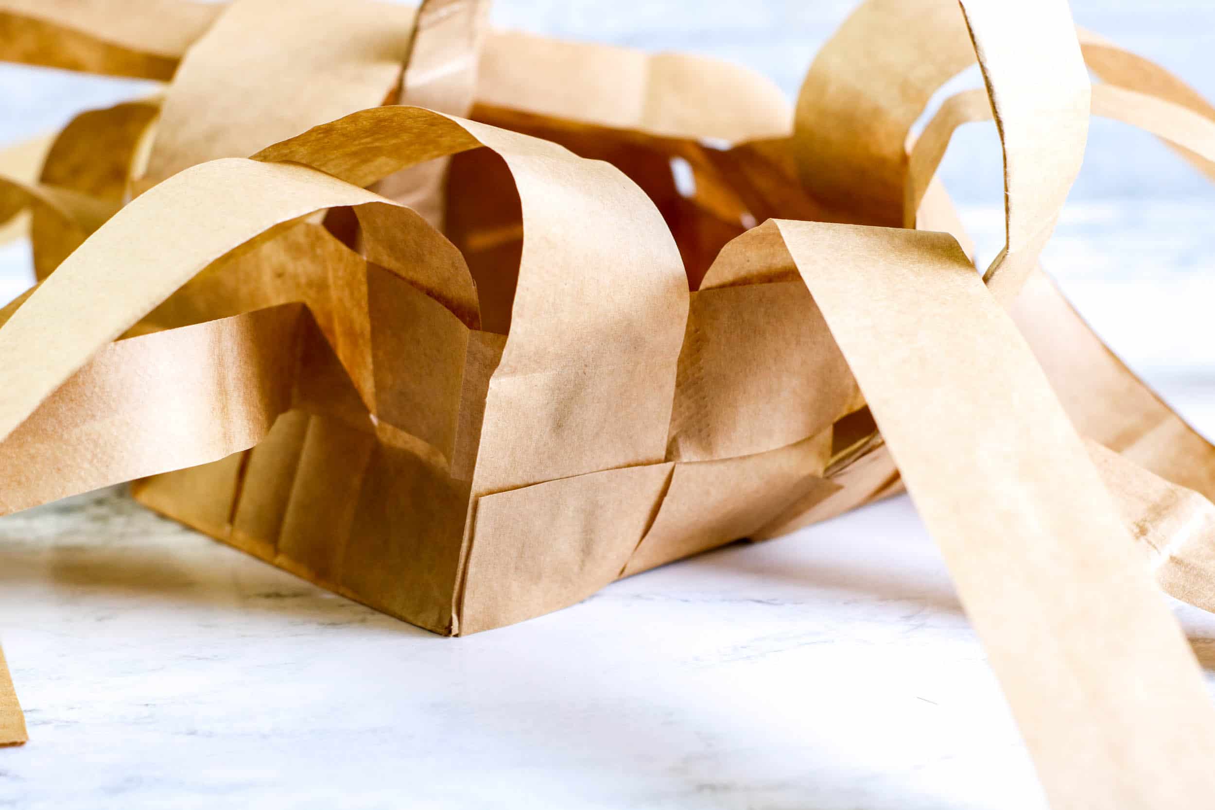 Paper Basket Weaving - Single Girl's DIY