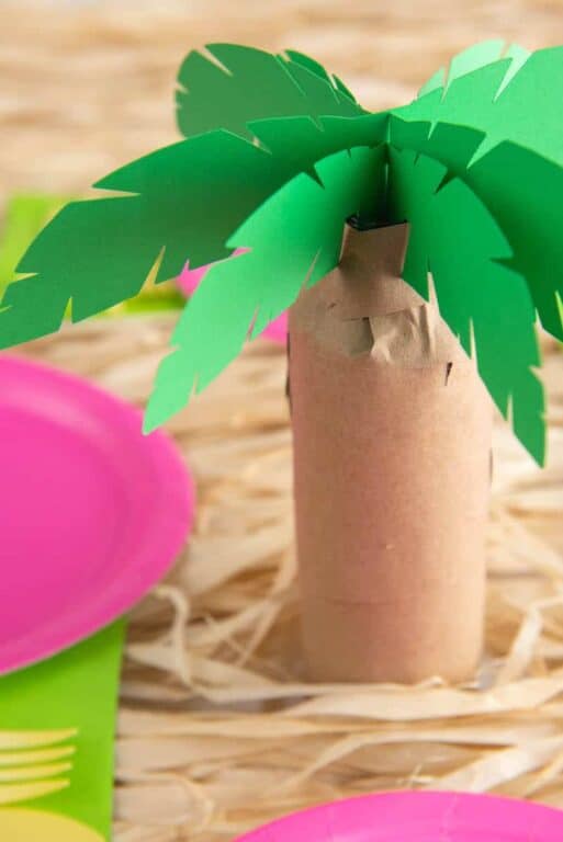 How to Make a 3D Paper Palm Tree - Single Girl's DIY