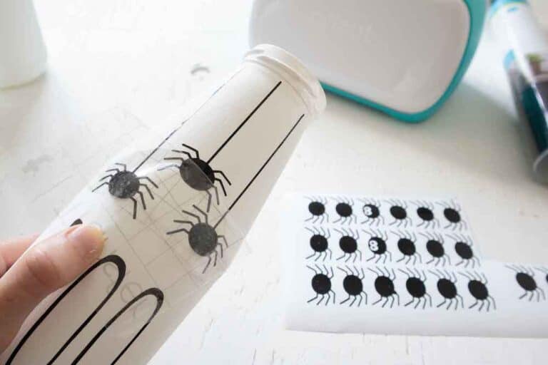 Creepy Cricut Spider Vases for Halloween - Single Girl's DIY
