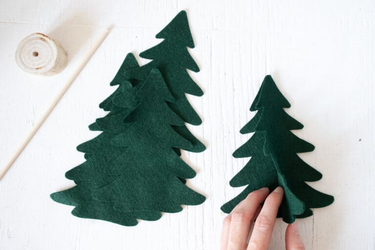 DIY Scandinavian Felt Christmas Trees Pattern - Single Girl's DIY