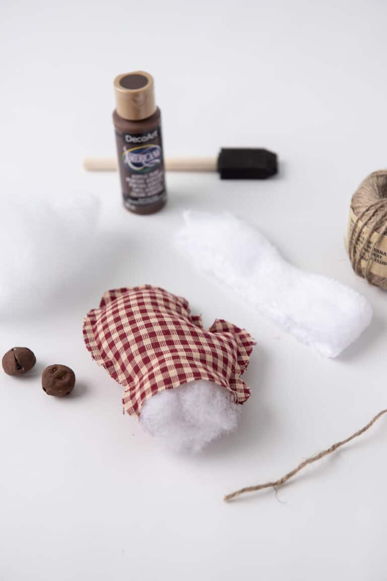 No-Sew Farmhouse Mittens Ornament - Single Girl's DIY