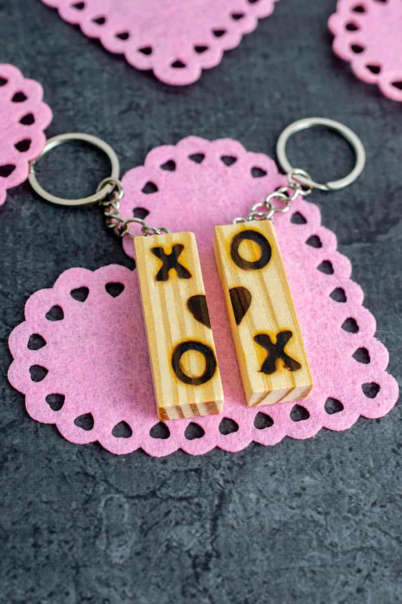 DIY Tumbling Tower Blocks Keychain - Single Girl's DIY