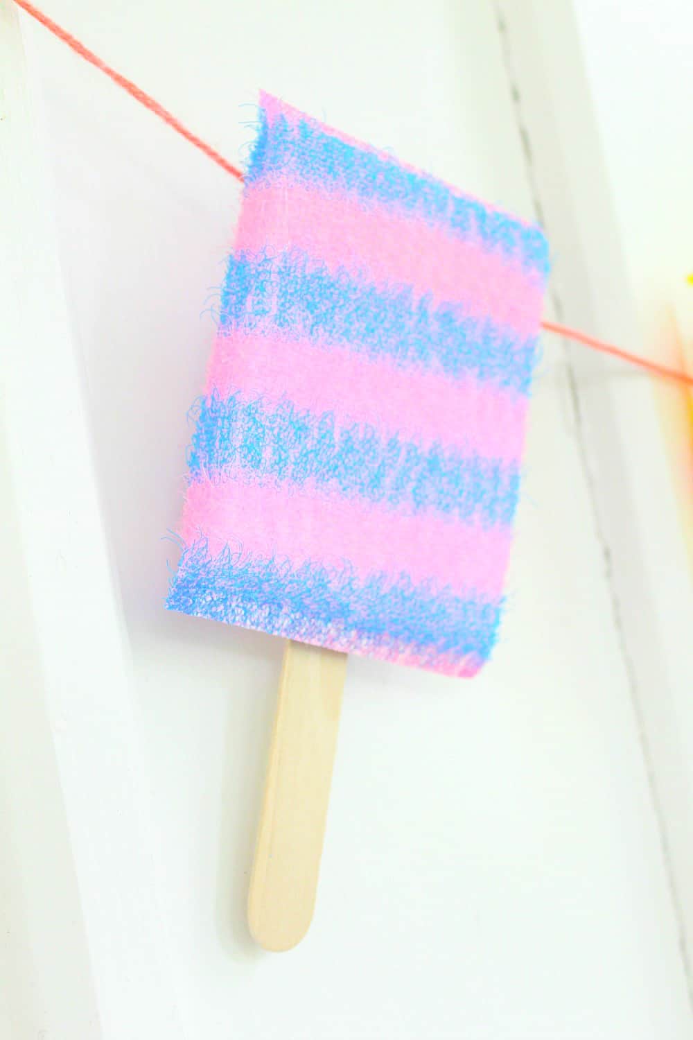 Easy Popsicle Banner (Just Glue Together!) - Single Girl's DIY