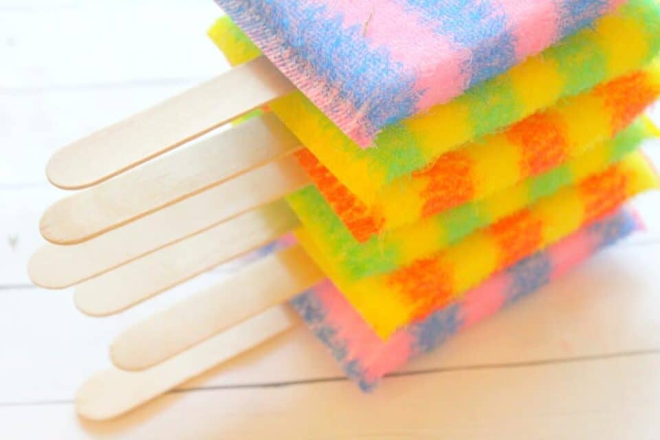 Easy Popsicle Banner (Just Glue Together!) - Single Girl's DIY