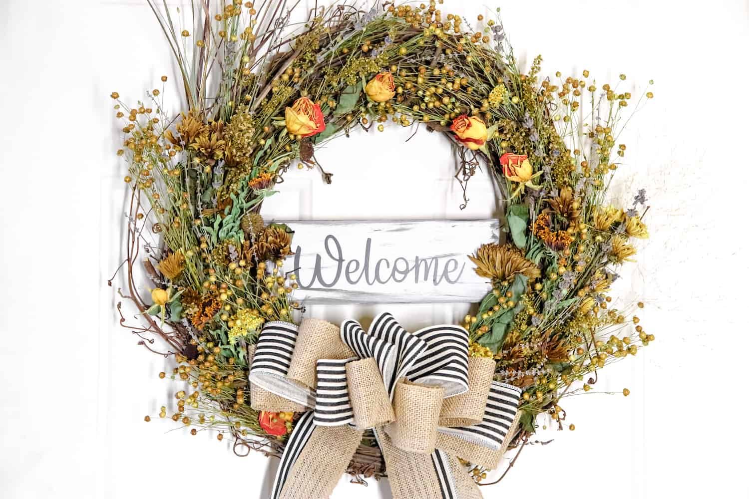 How to Make a Colorful Dried Flower Wreath - Single Girl's DIY