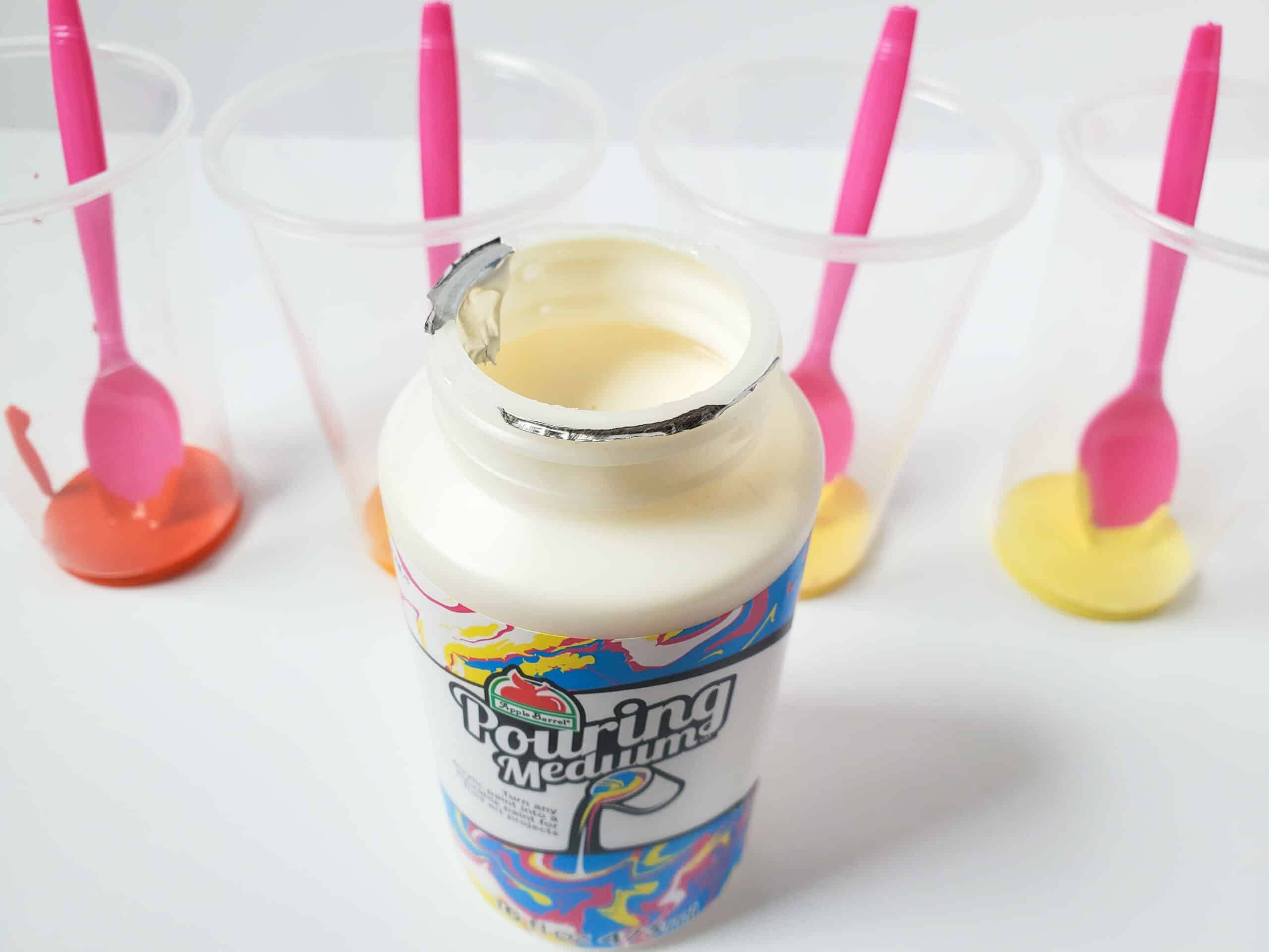 Paint Pouring on Canvas Tutorial - Single Girl's DIY