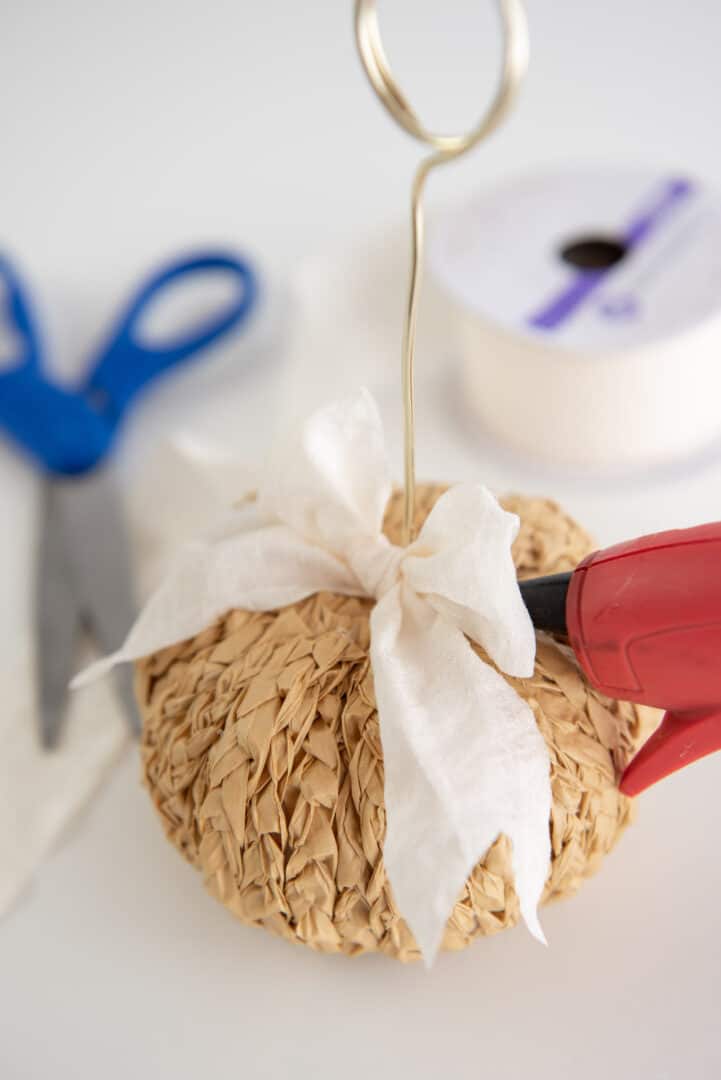 DIY Place Card Holders {4 Easy Steps} - Single Girl's DIY