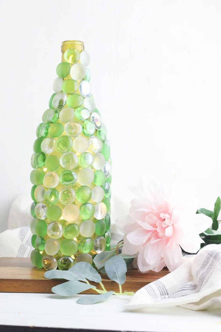 How to Make Wine Bottles Decorated with Glass Beads - Single Girl's DIY