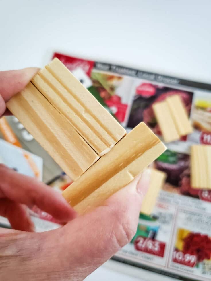 Easy Snowman Hat Ornaments (Using Dollar Tree Tumbling Tower Blocks ...