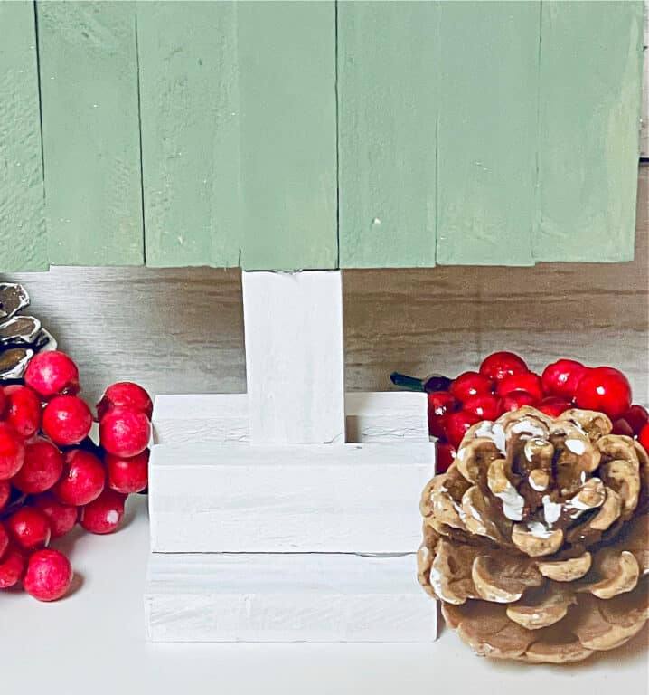 DIY Rustic Jenga Block Christmas Tree - Single Girl's DIY