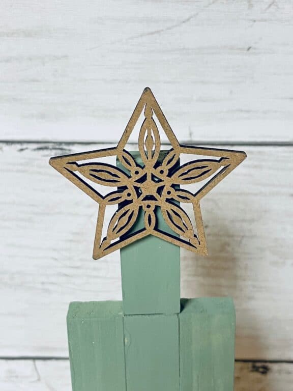 DIY Rustic Jenga Block Christmas Tree - Single Girl's DIY
