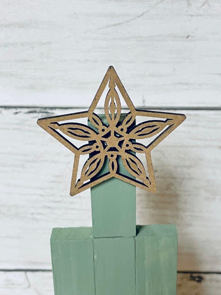 DIY Rustic Jenga Block Christmas Tree - Single Girl's DIY