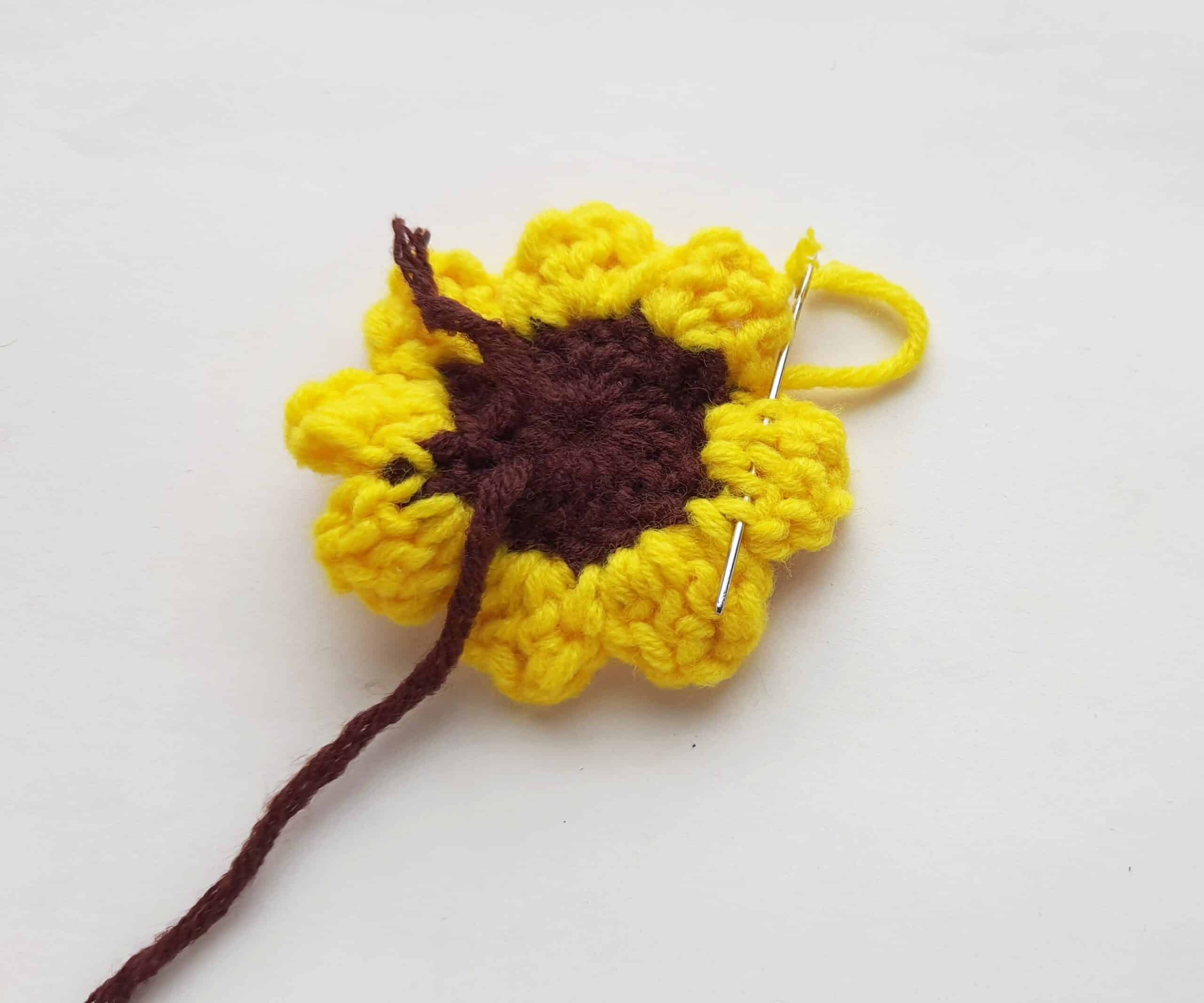 Easy Sunflower Crochet Pattern - Single Girl's DIY