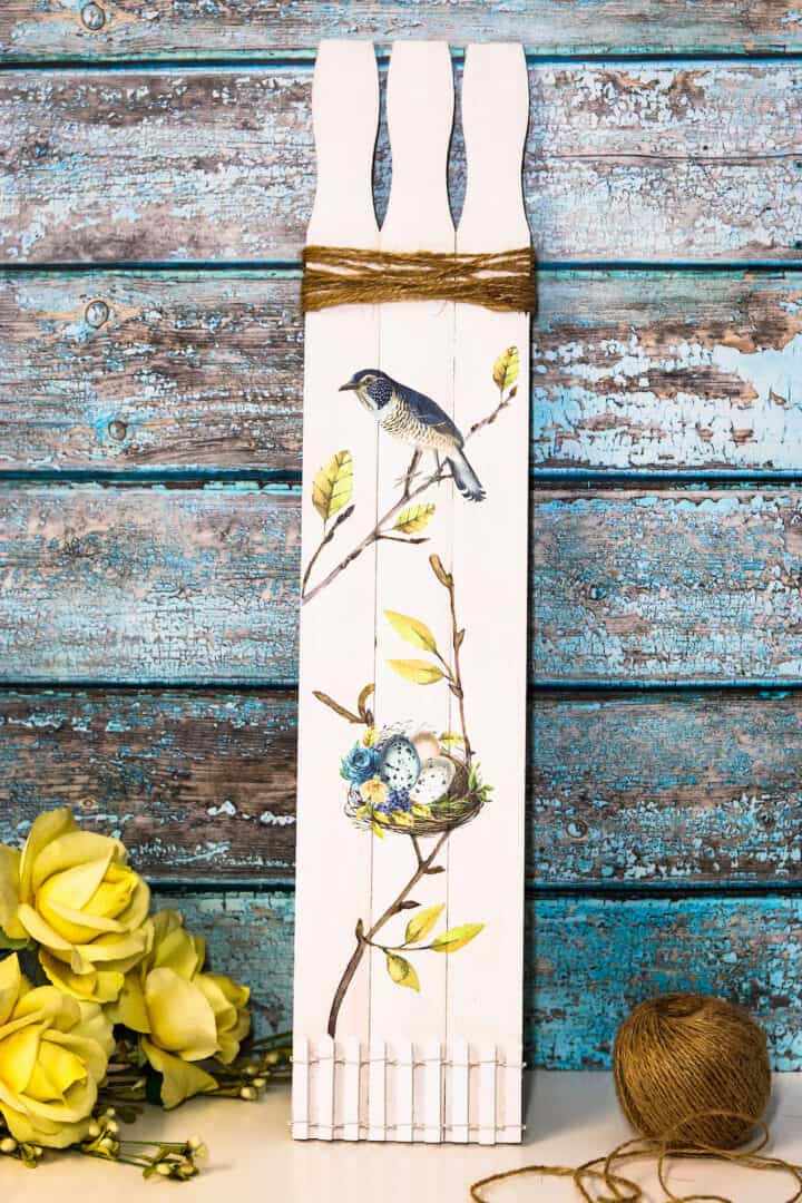 Spring Picket Fence Sign (Using Paint Sticks) - Single Girl's DIY