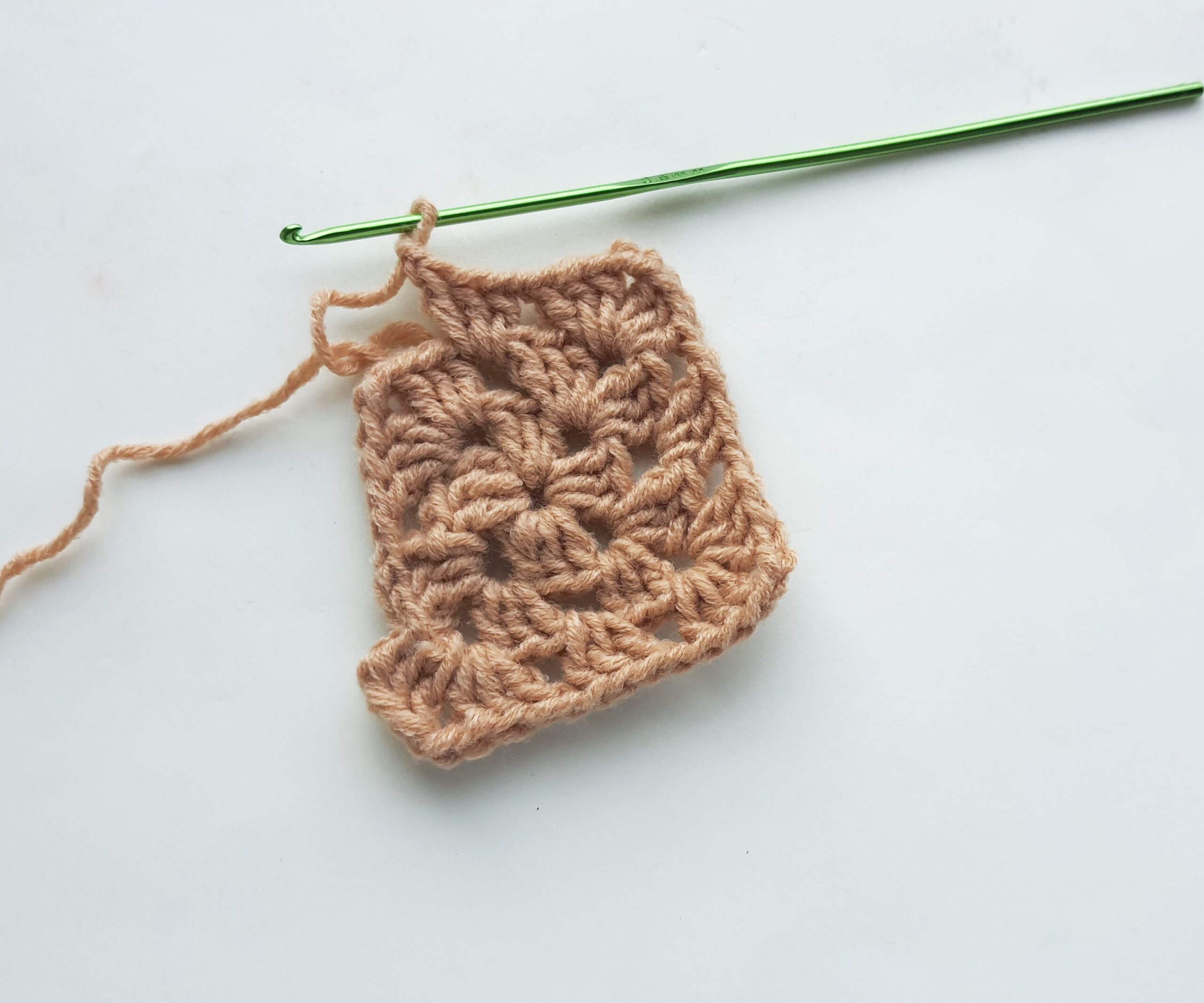 Crocheting Granny Squares: Step by Step Pattern Guide - Single Girl's DIY