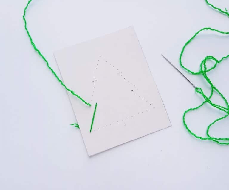 Free Christmas String Art Patterns: Snowflake and Christmas Tree ...