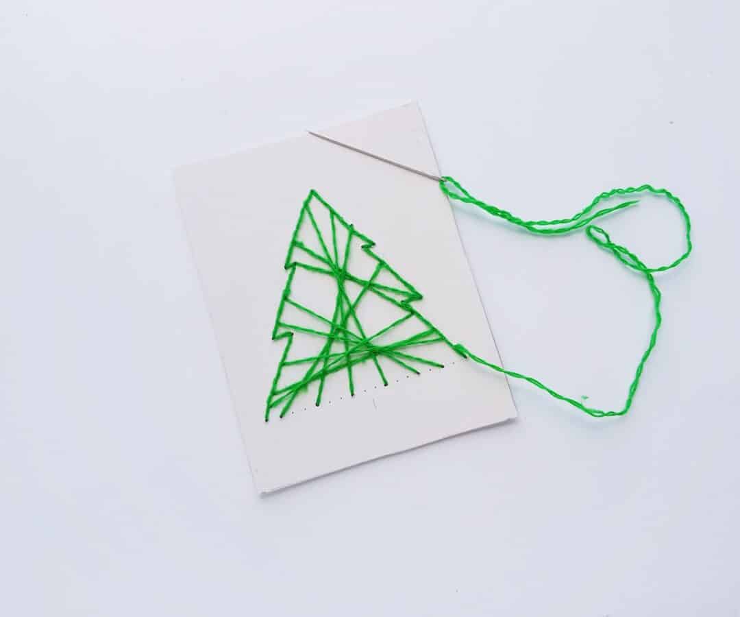 Free Christmas String Art Patterns: Snowflake and Christmas Tree ...