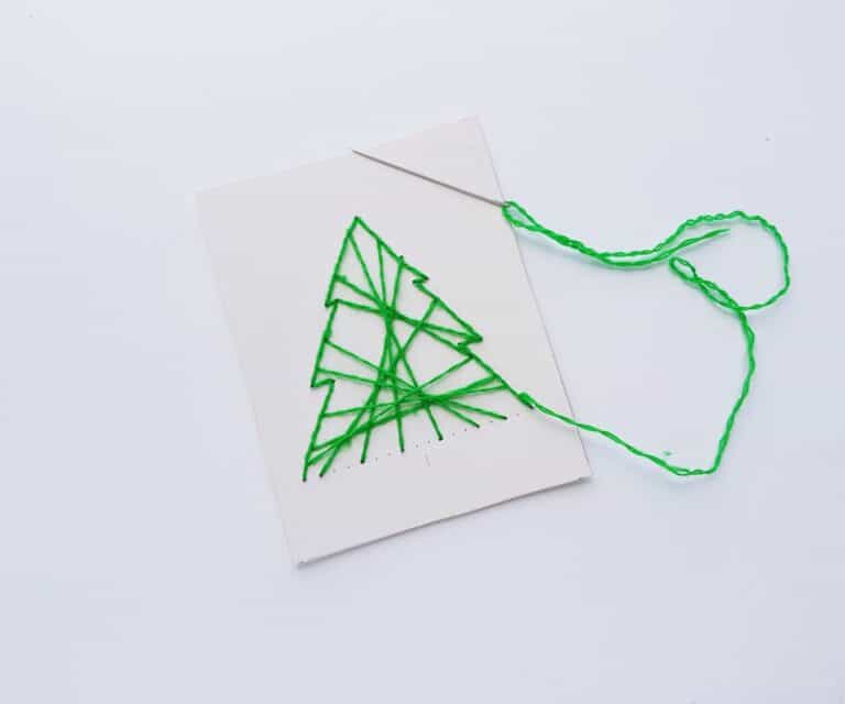 Free Christmas String Art Patterns: Snowflake and Christmas Tree ...