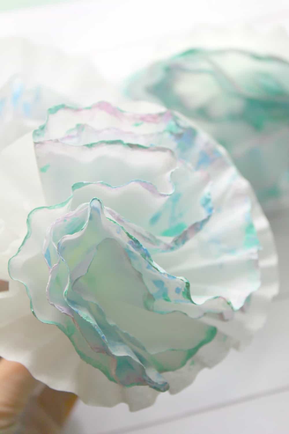 Coffee Filter Flowers DIY - Single Girl's DIY
