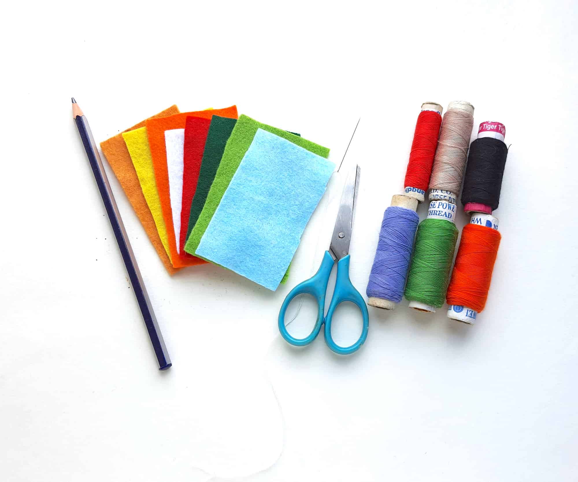 DIY Felt Candle Christmas Ornament - Single Girl's DIY