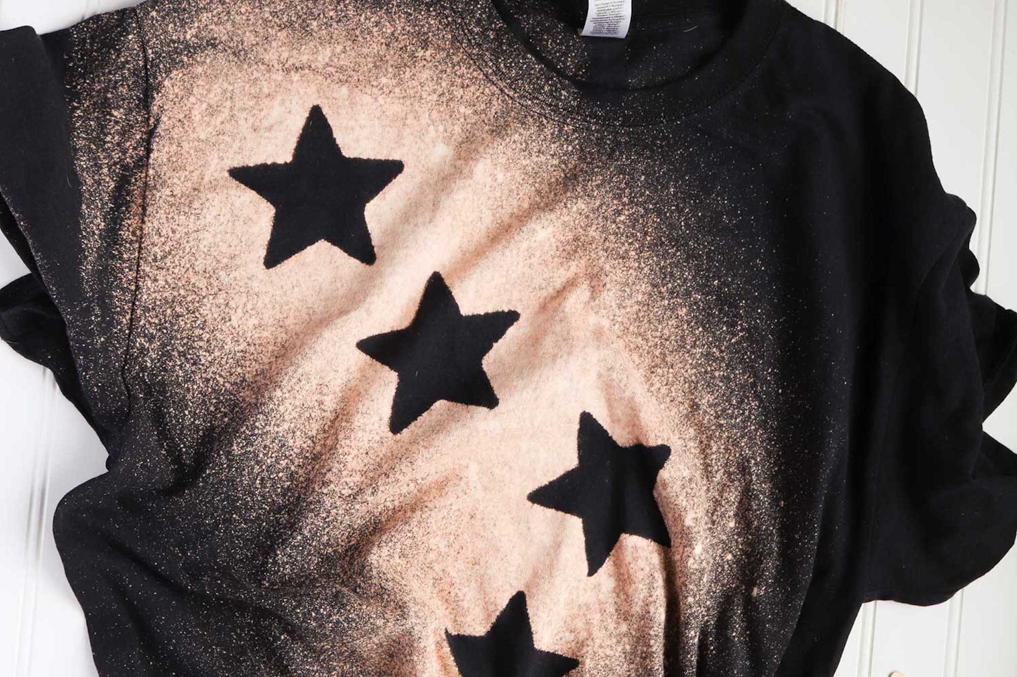 How to Spray Bleach a Shirt (4 Easy Steps) - Single Girl's DIY