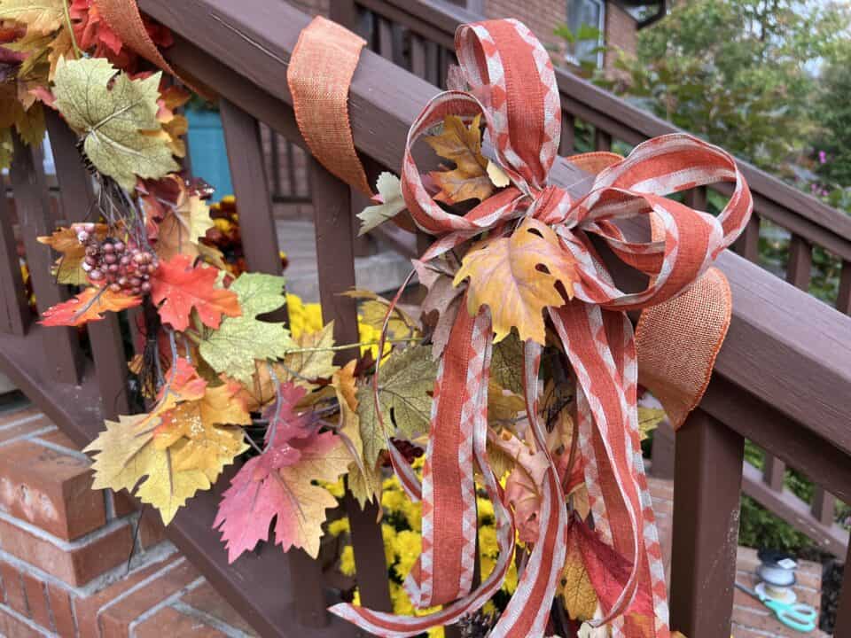 How to Make a Bow with Wired Ribbon (The Easy Way) - Single Girl's DIY