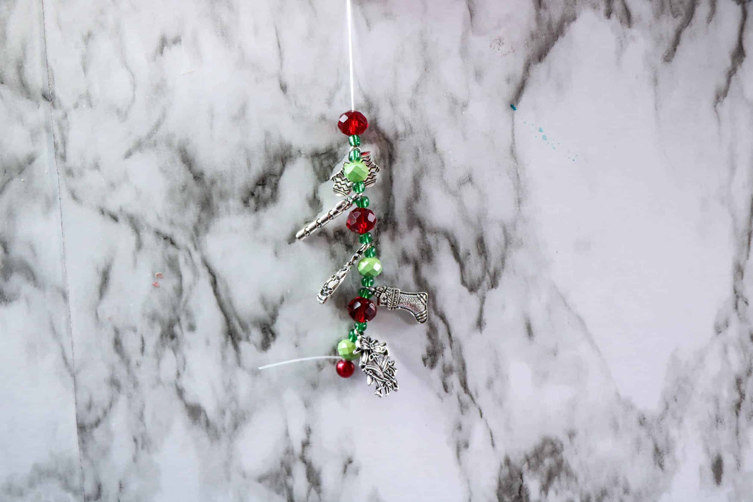DIY Christmas Charm Bracelet - Single Girl's DIY