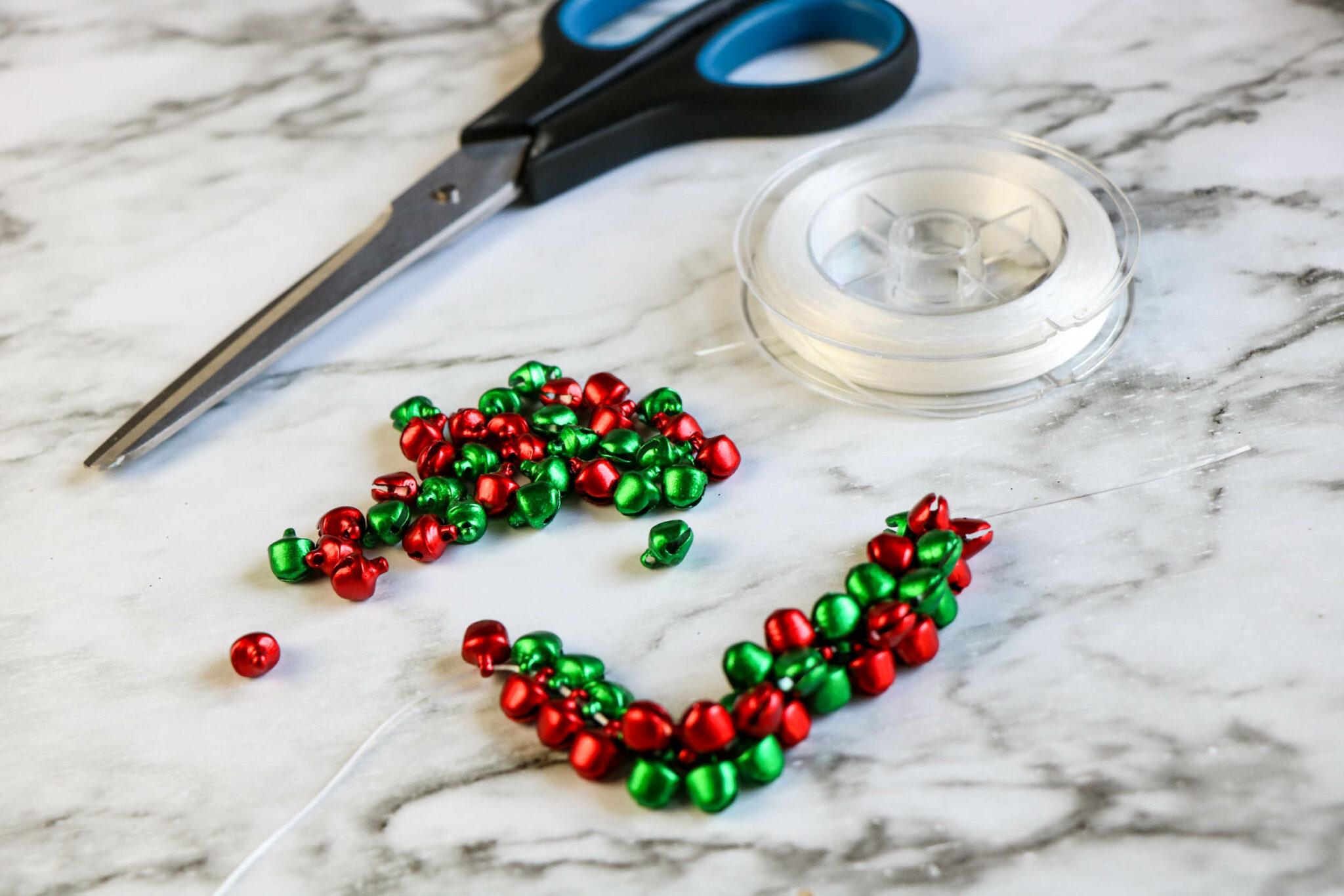 Jingle Bell Bracelet Craft - Single Girl's DIY