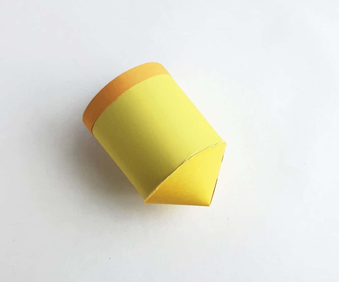 DIY Trophy Using a Toilet Paper Roll - Single Girl's DIY