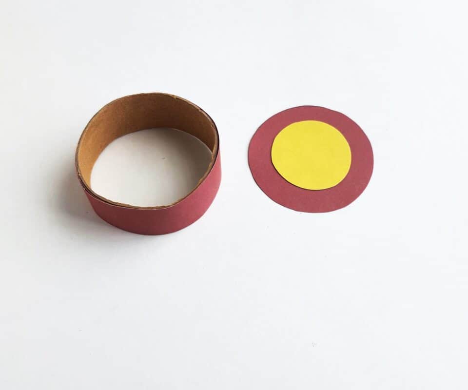 DIY Trophy Using a Toilet Paper Roll - Single Girl's DIY