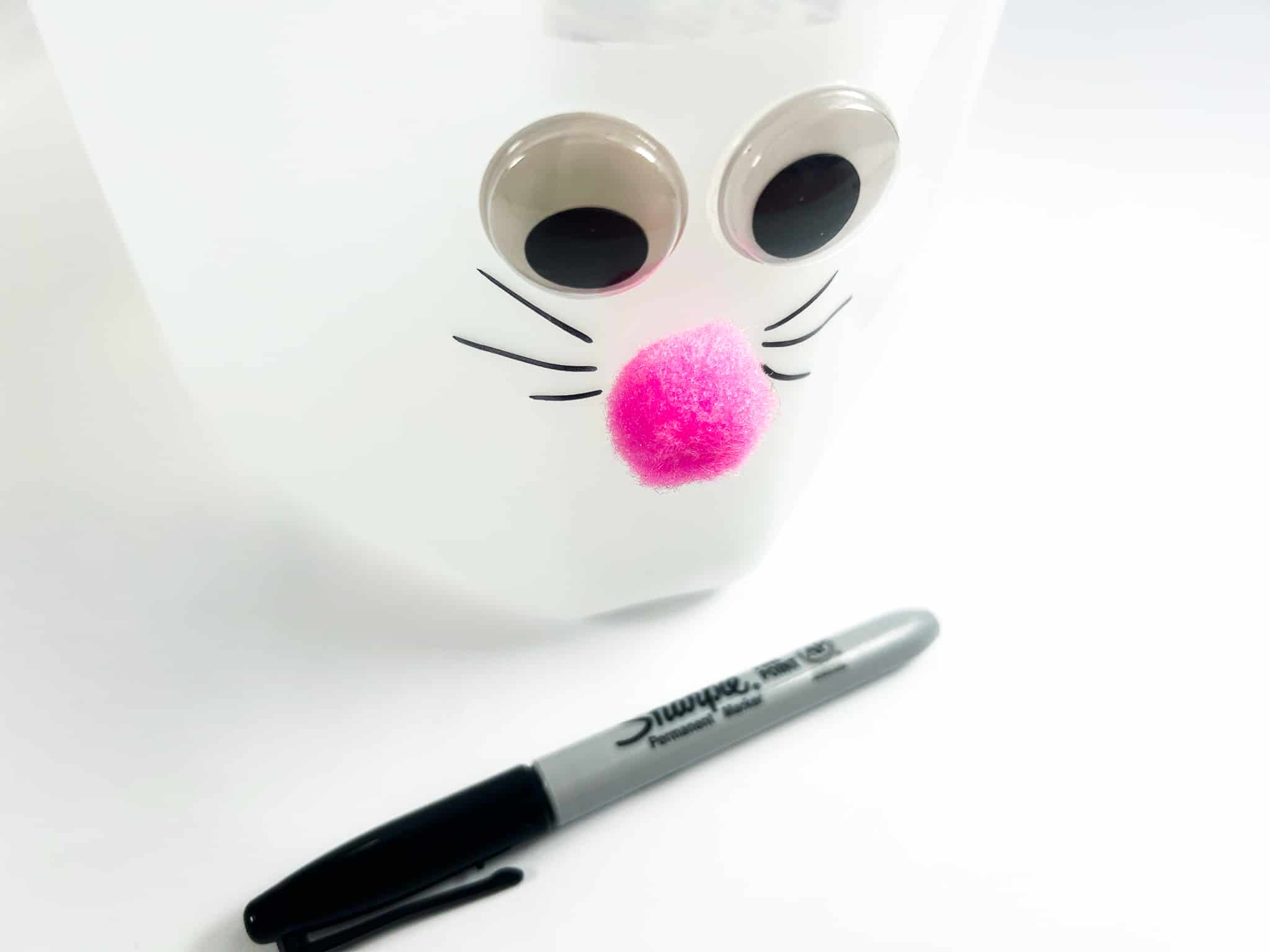 Easy DIY Milk Jug Easter Basket - Single Girl's DIY