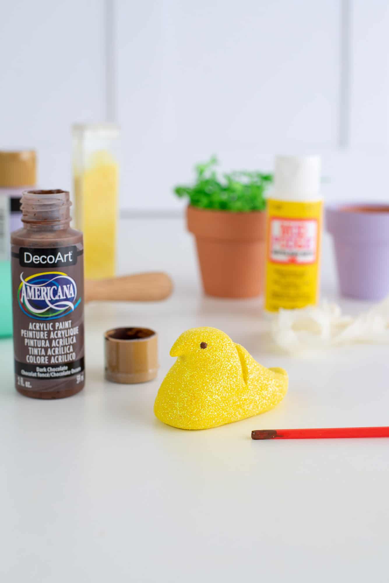 How to Make a Faux Peep: DIY Easter Gift Card Holder - Single Girl's DIY