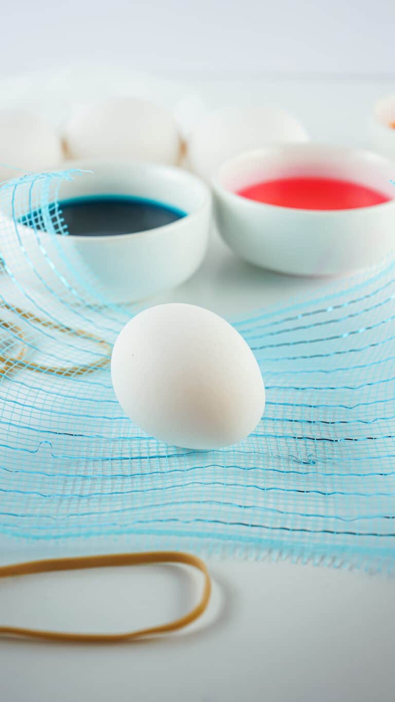 DIY Mermaid Easter Eggs - Single Girl's DIY