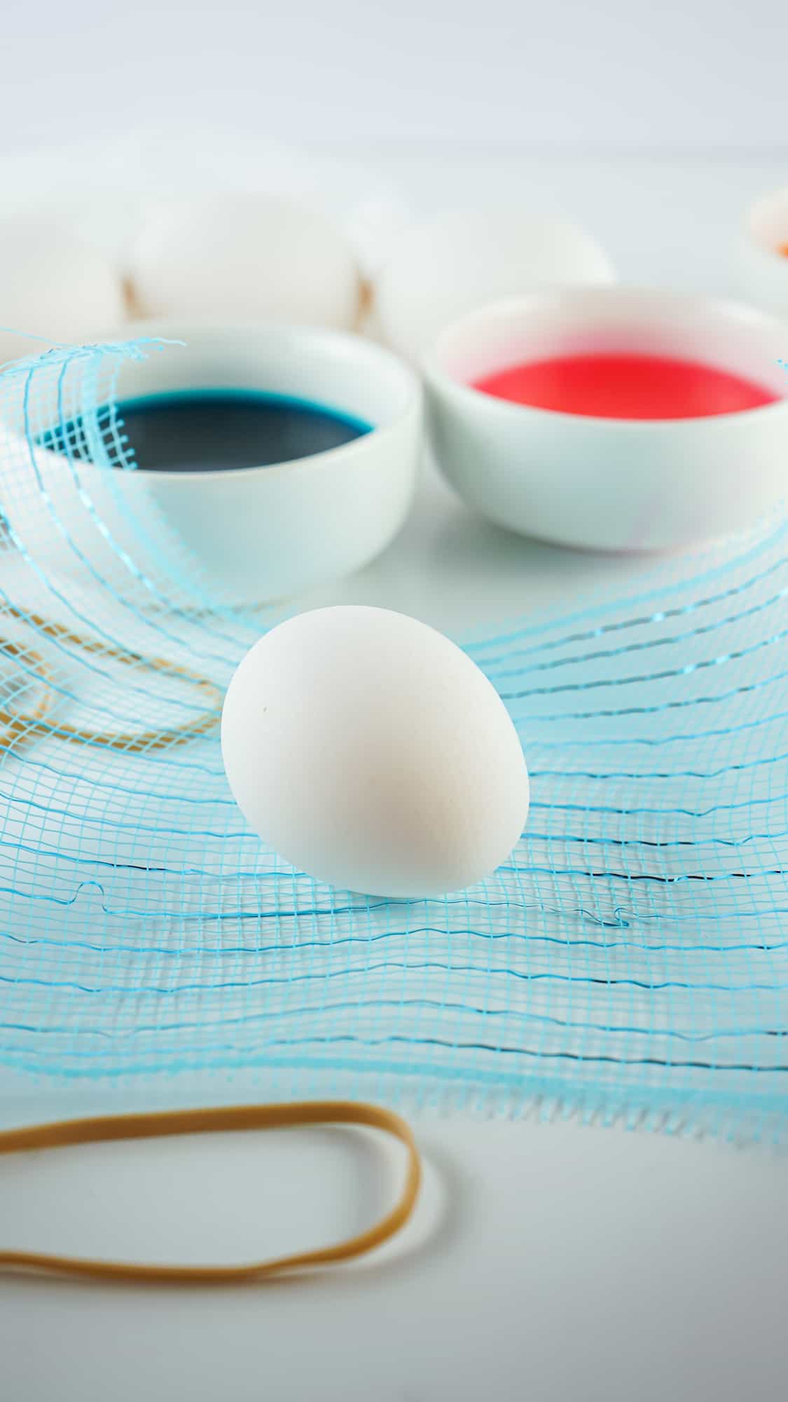 DIY Mermaid Easter Eggs - Single Girl's DIY