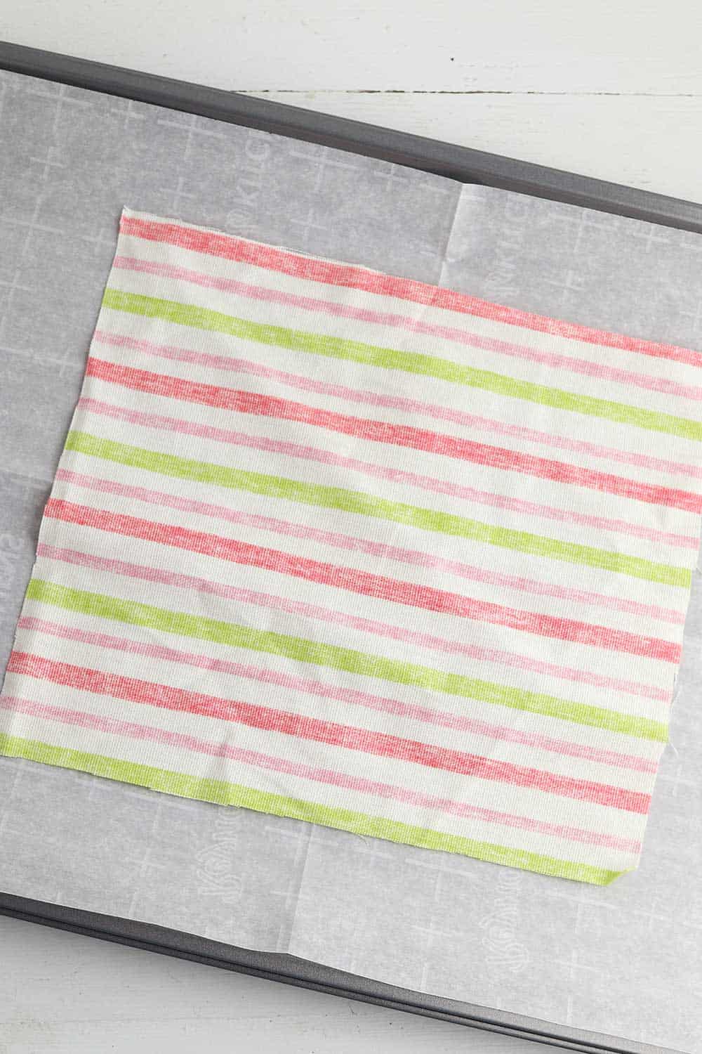 DIY Beeswax Food Wraps (No Sewing!) - Single Girl's DIY