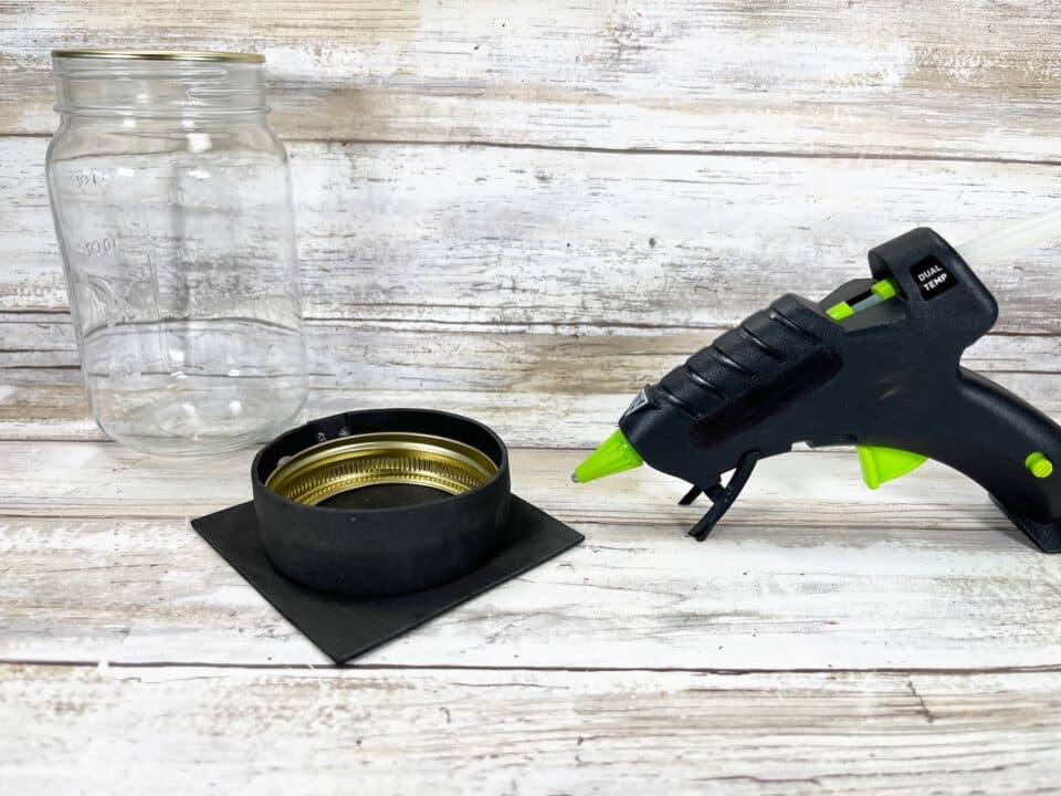 DIY Graduation Mason Jars - Single Girl's DIY