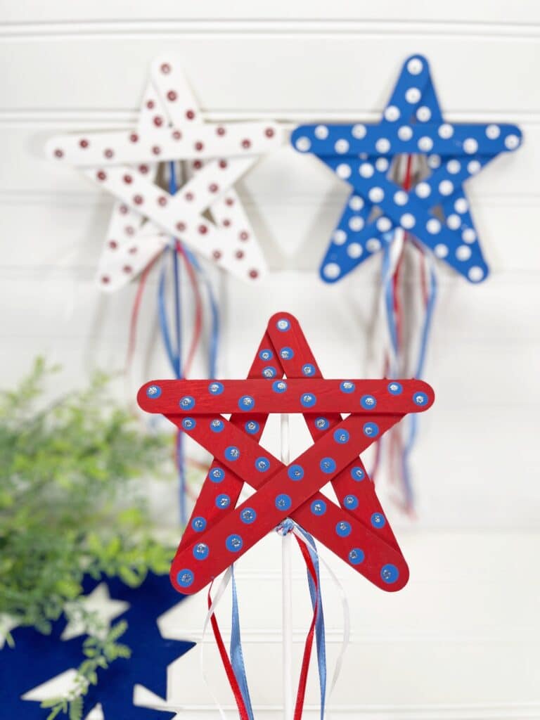 DIY Star Wand (Patriotic Craft for 4th of July, Memorial Day, Veterans ...