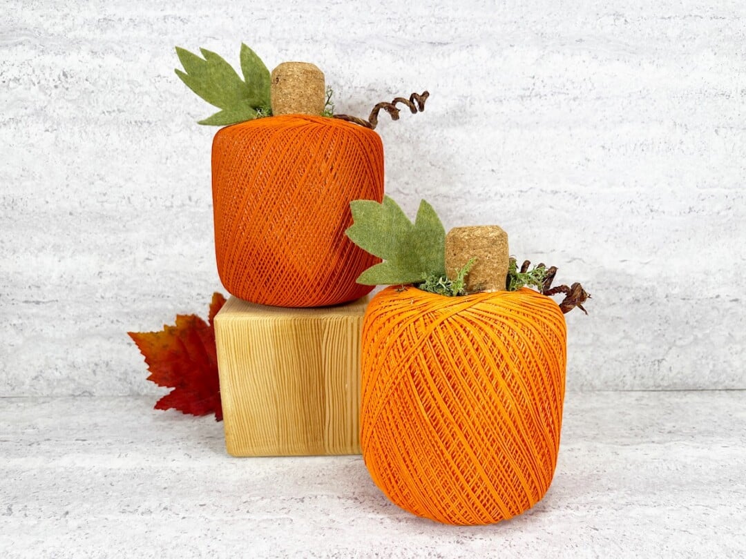 DIY Thread Ball Pumpkin - Single Girl's DIY