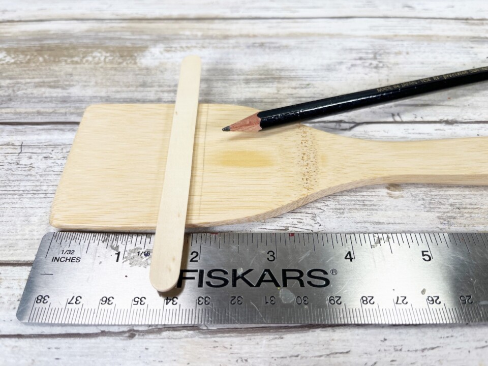 Wooden Spatula Uncle Sam Craft (Dollar Store DIY) - Single Girl's DIY