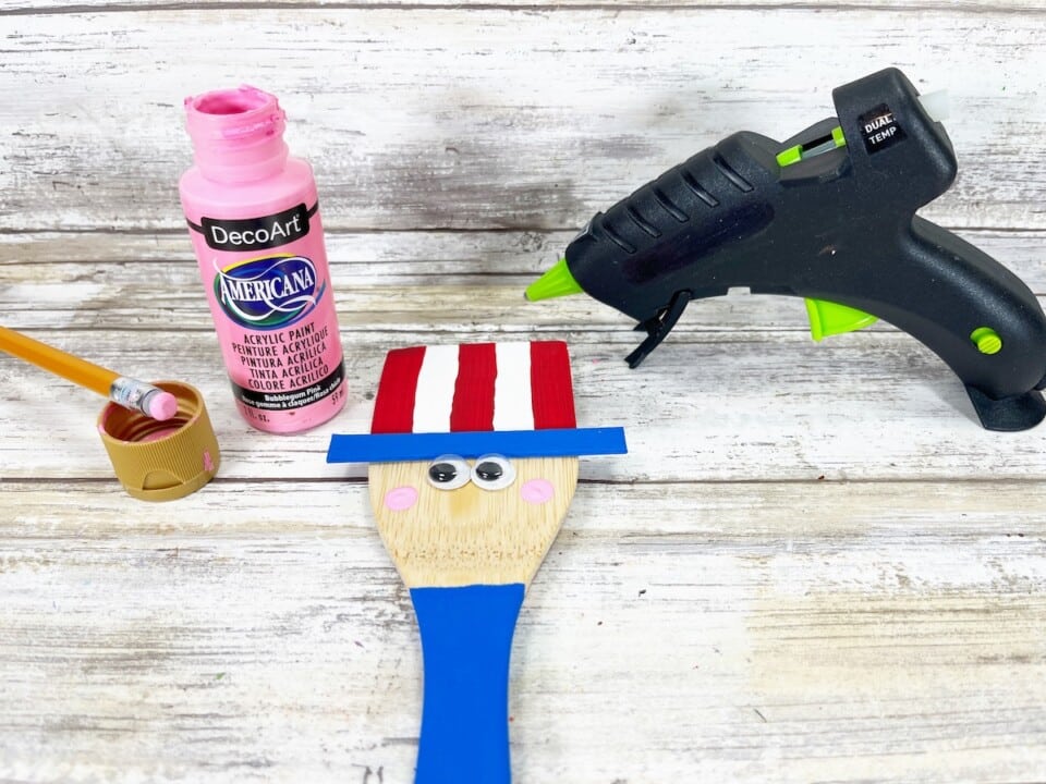 Wooden Spatula Uncle Sam Craft (Dollar Store DIY) - Single Girl's DIY