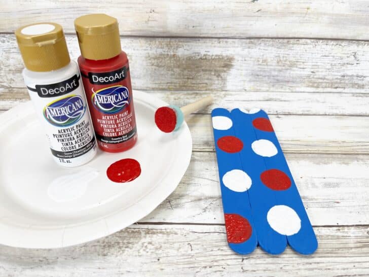 Popsicle Stick Firecracker Craft - Single Girl's DIY