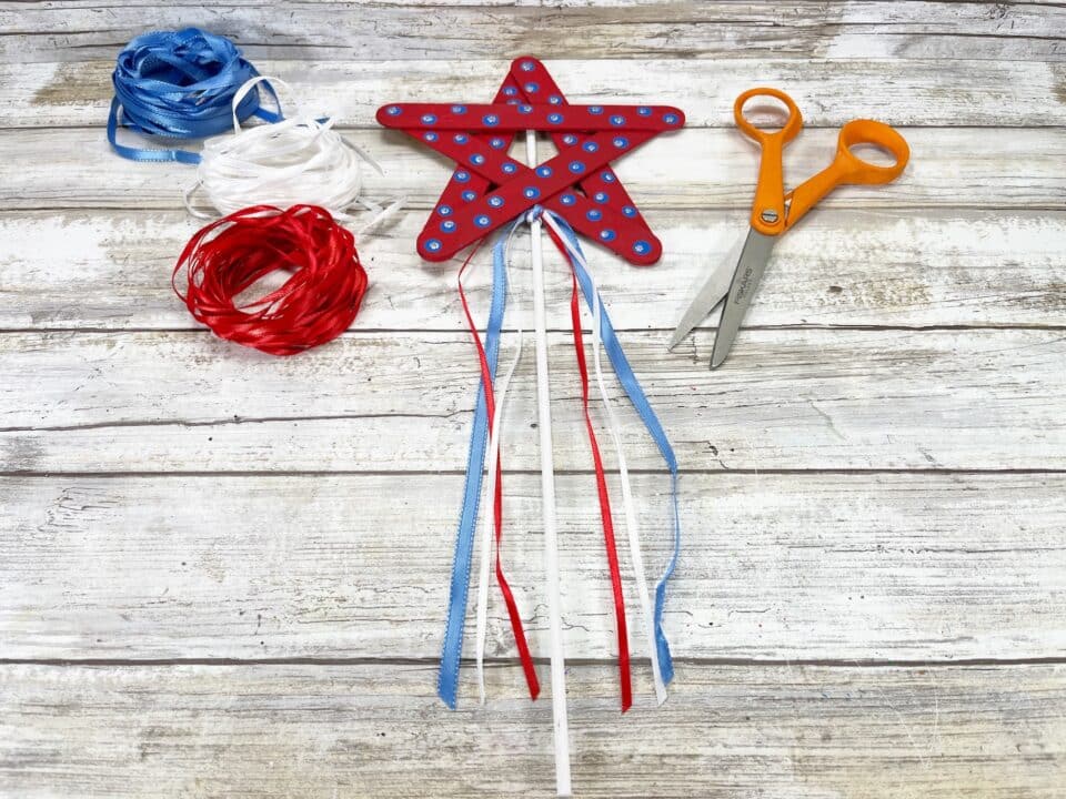 DIY Star Wand (Patriotic Craft for 4th of July, Memorial Day, Veterans ...
