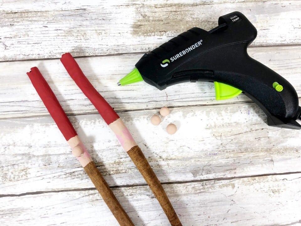 Cinnamon Stick Santa Ornament: Vintage Style - Single Girl's DIY