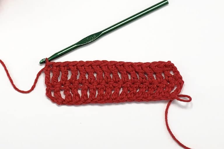 How to Triple Crochet for Beginners (Treble Crochet) - Single Girl's DIY