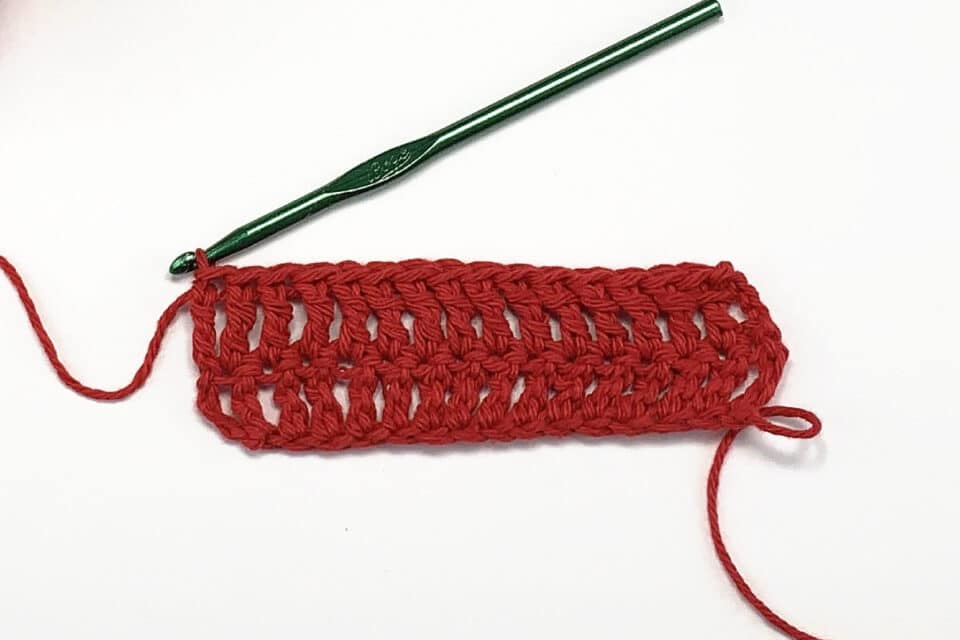 How to Triple Crochet for Beginners (Treble Crochet) - Single Girl's DIY