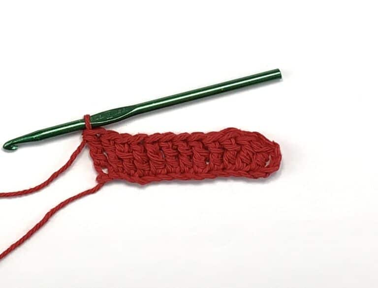 How to Triple Crochet for Beginners (Treble Crochet) - Single Girl's DIY