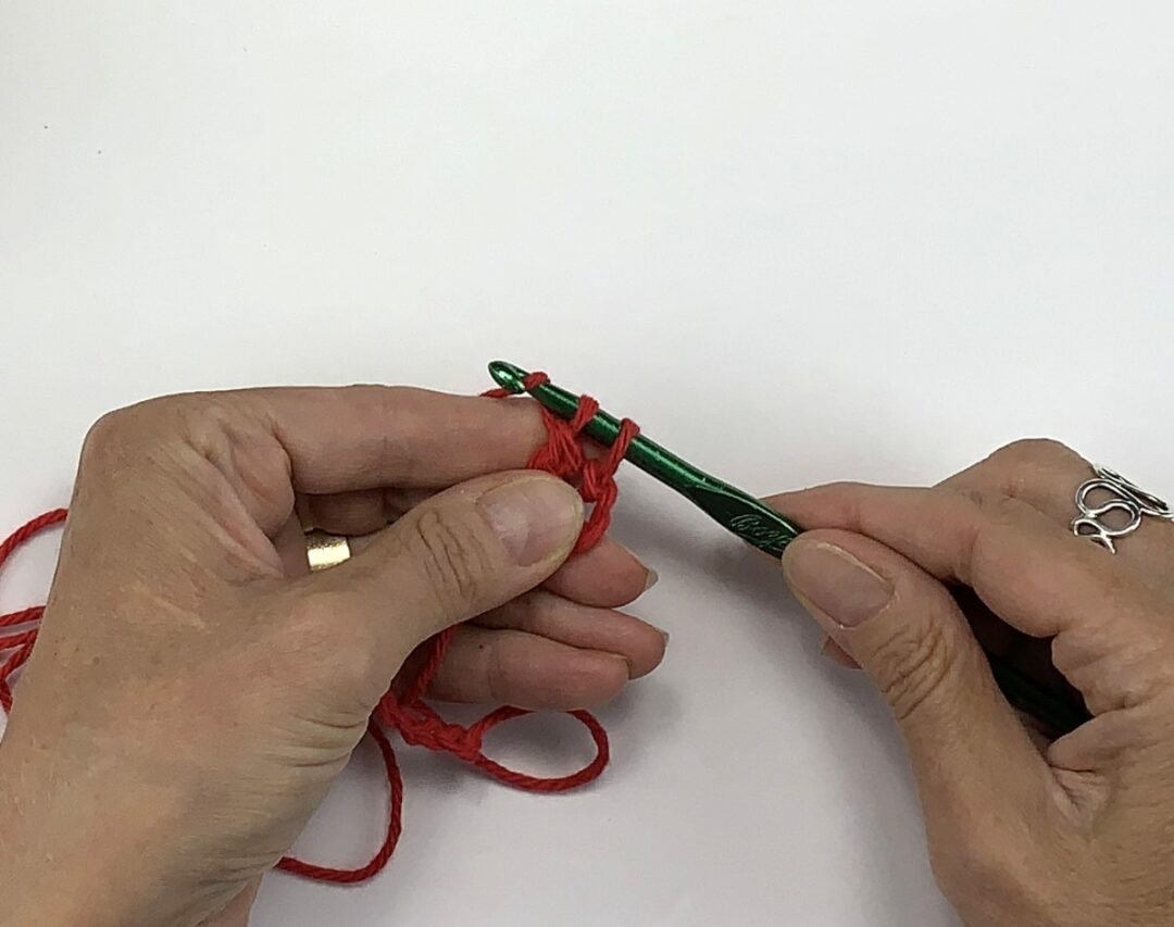 How to Triple Crochet for Beginners (Treble Crochet) - Single Girl's DIY