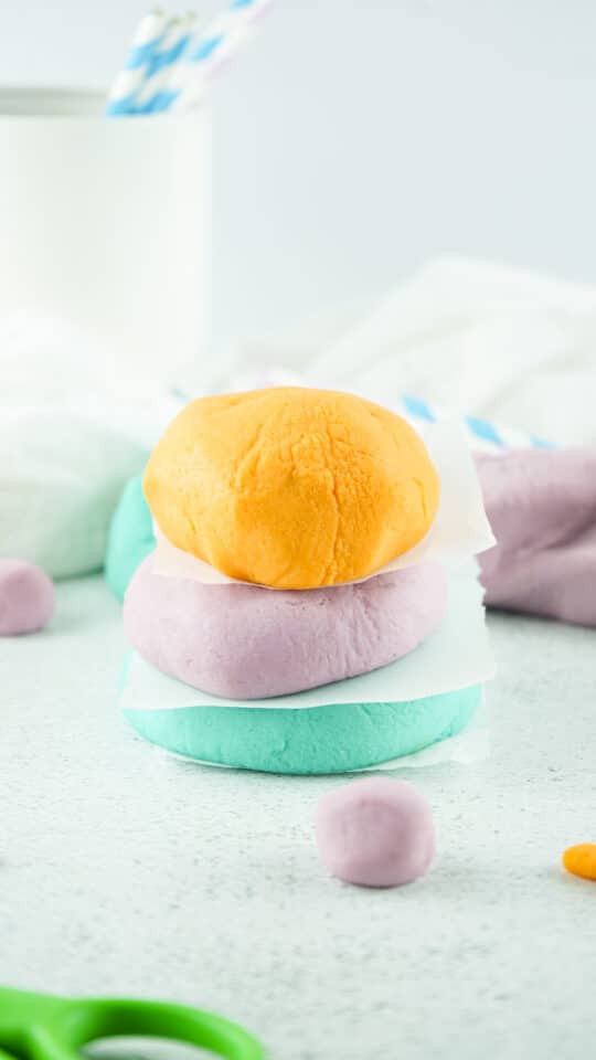 How to Make Homemade Playdough (No Cream of Tartar or Cooking) - Single ...
