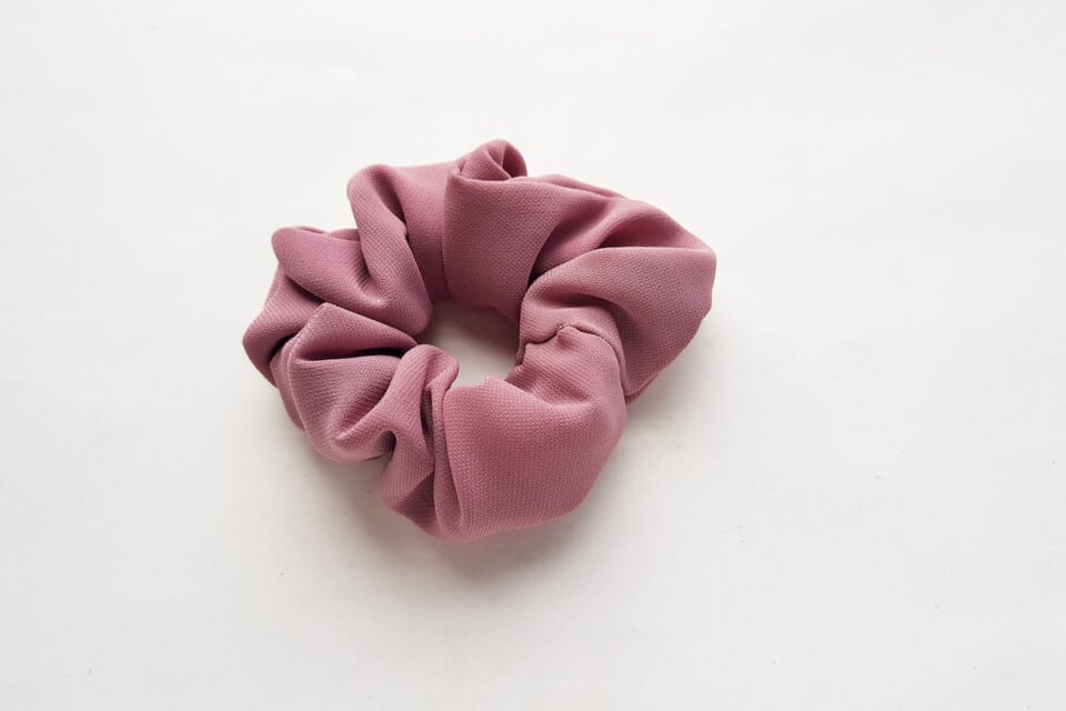 DIY Bow Scrunchie - Single Girl's DIY